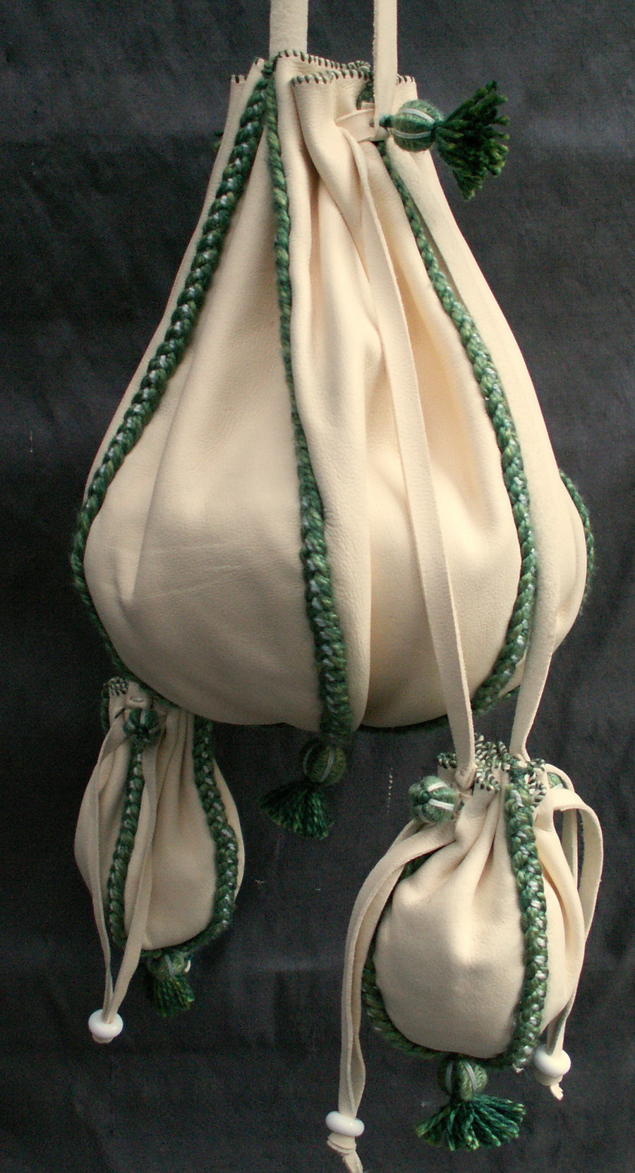 16th century ladies purse